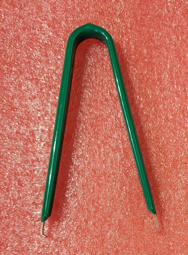 IC Chip Extractor - Retro Electronics